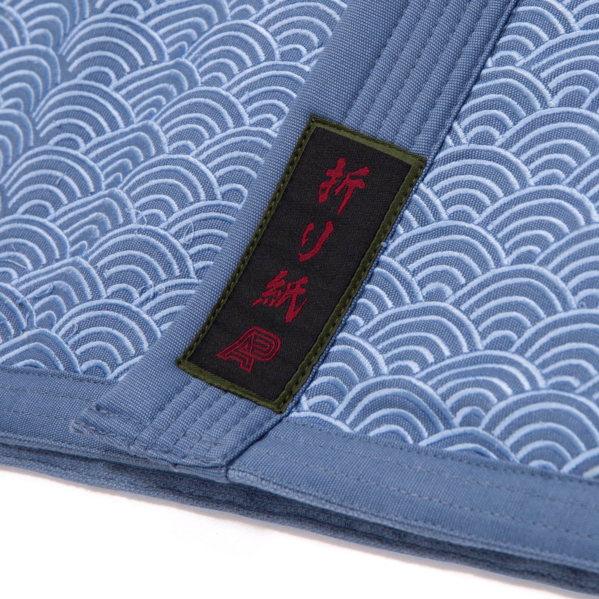 A&P ORIGAMI GI – ALBINO & PRETO