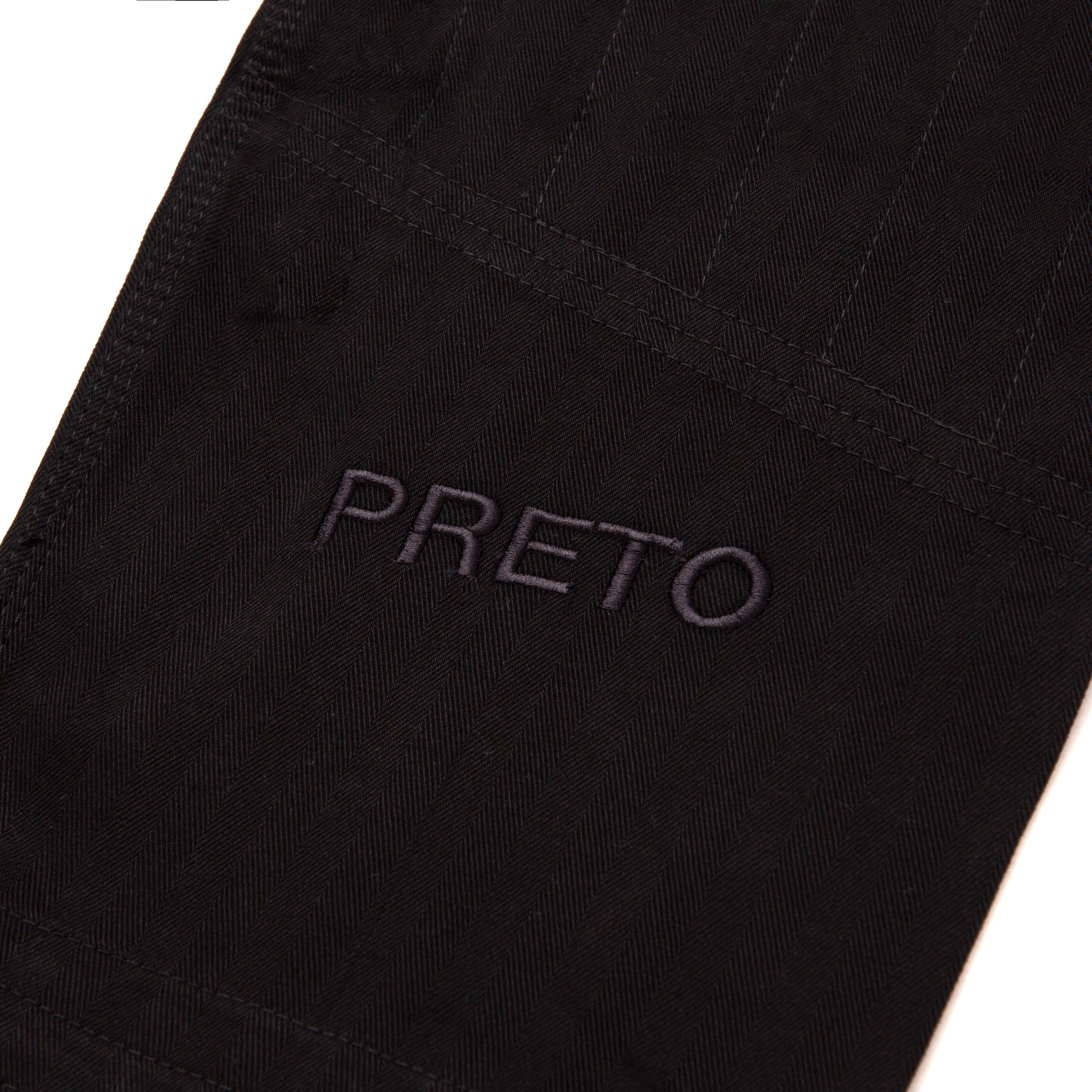 A&P DESTINATION 22.2 FALL GI BLACK – ALBINO & PRETO